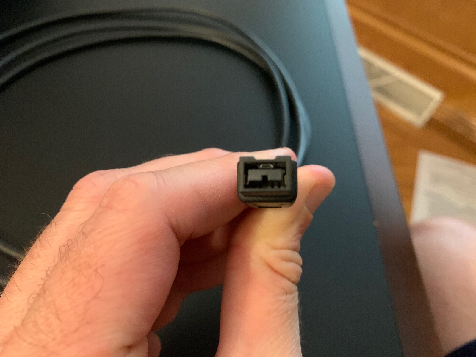 Firewire Cable: P1394B Cable E229586 AWM 20379 80c 30v VW-1 30/2P 26/2C ...