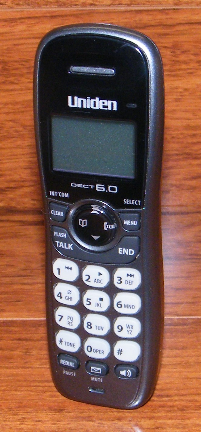 Uniden DECT1480-3 1.9 GHz Trio Handsets Single Line Cordless Phone for ...