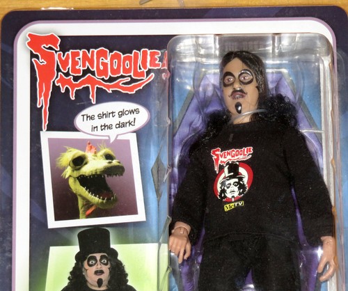 MeTV SVENGOOLIE 8" Action Figure w/Glow in the Dark Shirt: Figures Toy ...