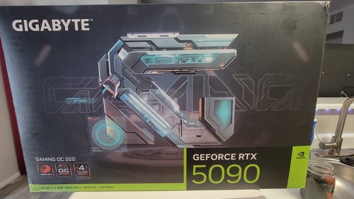 NVIDIA RTX 5090 OC - GIGABYTE GeForce RTX 5090 32GB GAMING GPU – Open ...