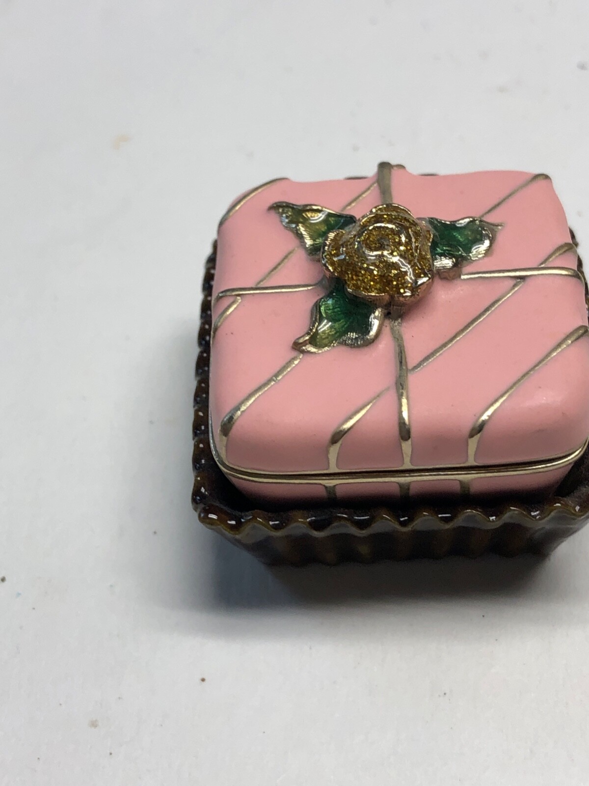 MONET PINK CUPCAKE CHOCOLATE CANDY ROSE ENAMELED TRINKET BOX BROWN ...