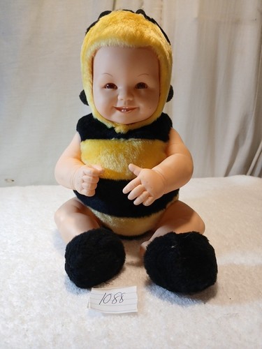 Vintage Anne Geddes Bumblebee Baby Doll from the 1998 15". Has 2 ...