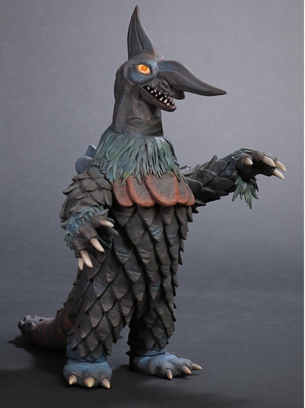 NEW X-Plus Large Monster Series Oil Drinker Light up Ver. Ultraman Taro ...