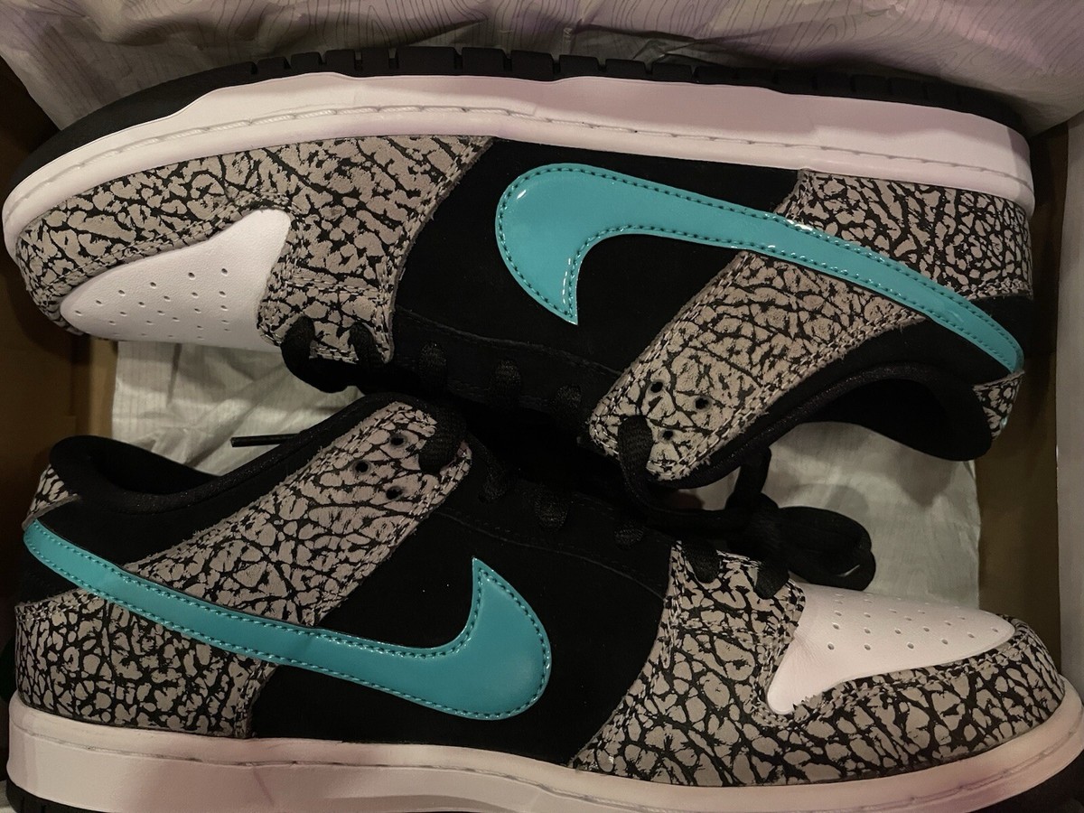 NEW Nike SB Dunk Low Atmos Clear Jade Elephant UK10.5 US11.5 NEW Nike SB Dunk Low Atmos Clear Jade Elephant UK10.5 US11.5