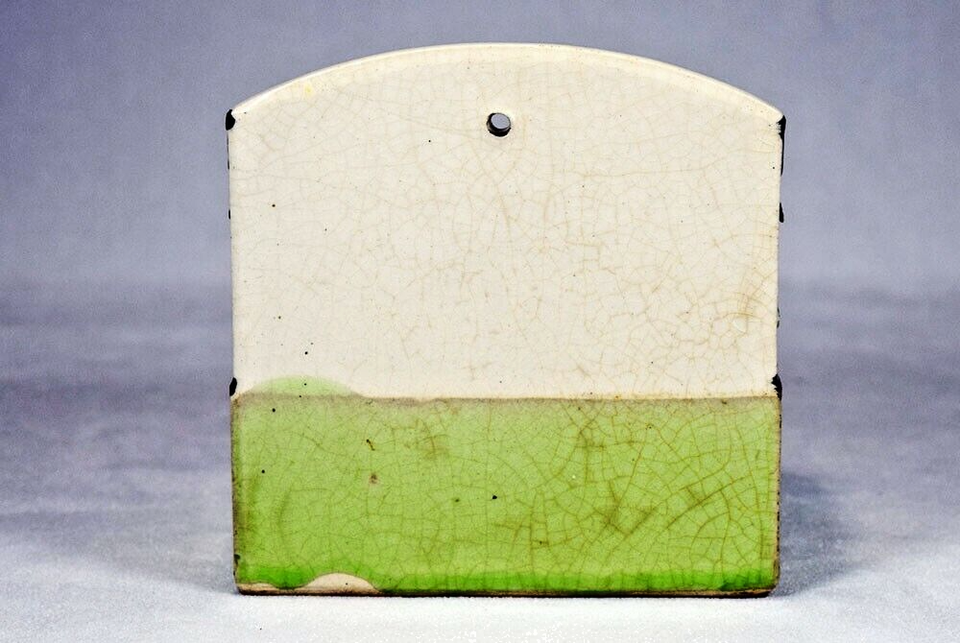 Vintage Ceramic Stoneware Salt Box Apple Green Raised Floral Wood Lid ...