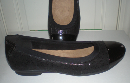 Clarks Unstructured Womens sz 10M Black Leather Cap Toe Slip-On Flats w ...