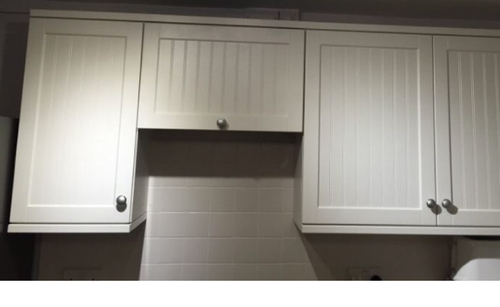 Fast Matt White Replacement Cupboard Doors to fit a Howdens Stornoway ...