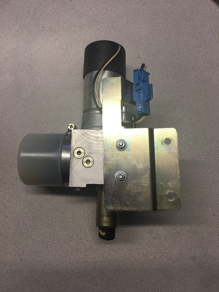 2006 - 2008 BMW 750i E66 Trunk Lid Pull Down Hydraulic Pump 7 015 009 ...