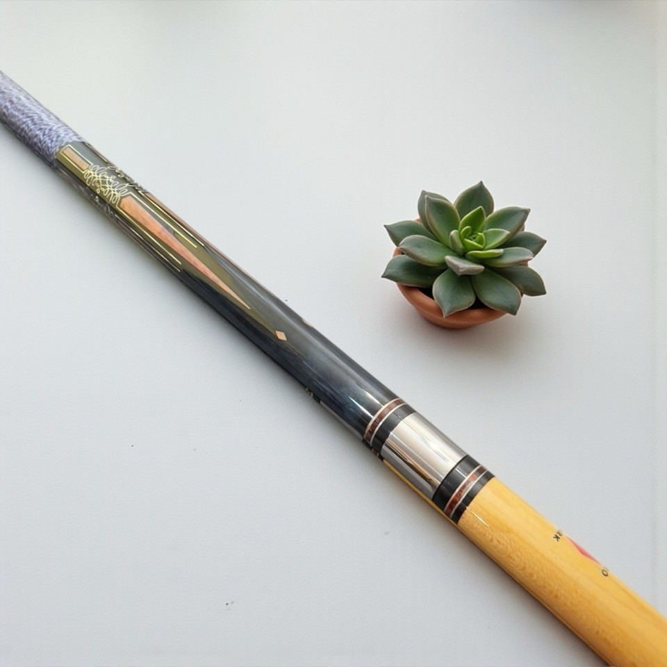 Vintage National Pro Mark 18oz Pool Cue - 2 Piece Linen Wrapped ...