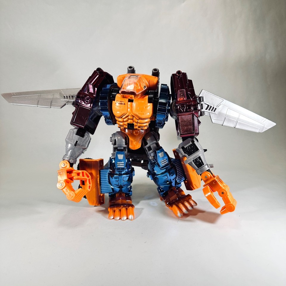 Transformers Power of the Primes Optimal Optimus Figure 9" - Lights Not ...