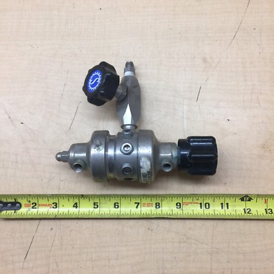 Regulators - Scott Specialty Gases Regulator