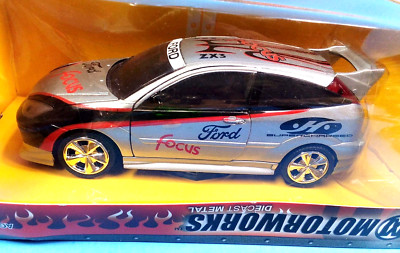 Ford Focus SVT Tuner 1/24 Diecast RARE Silver 2002 Motor Max | eBay