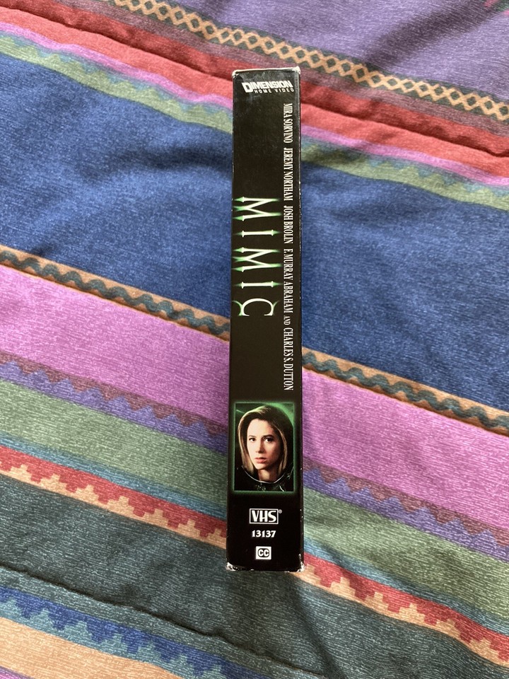 Mimic 1998 VHS Guillermo Del Toro Mira Sorvino Horror Suspense Josh ...