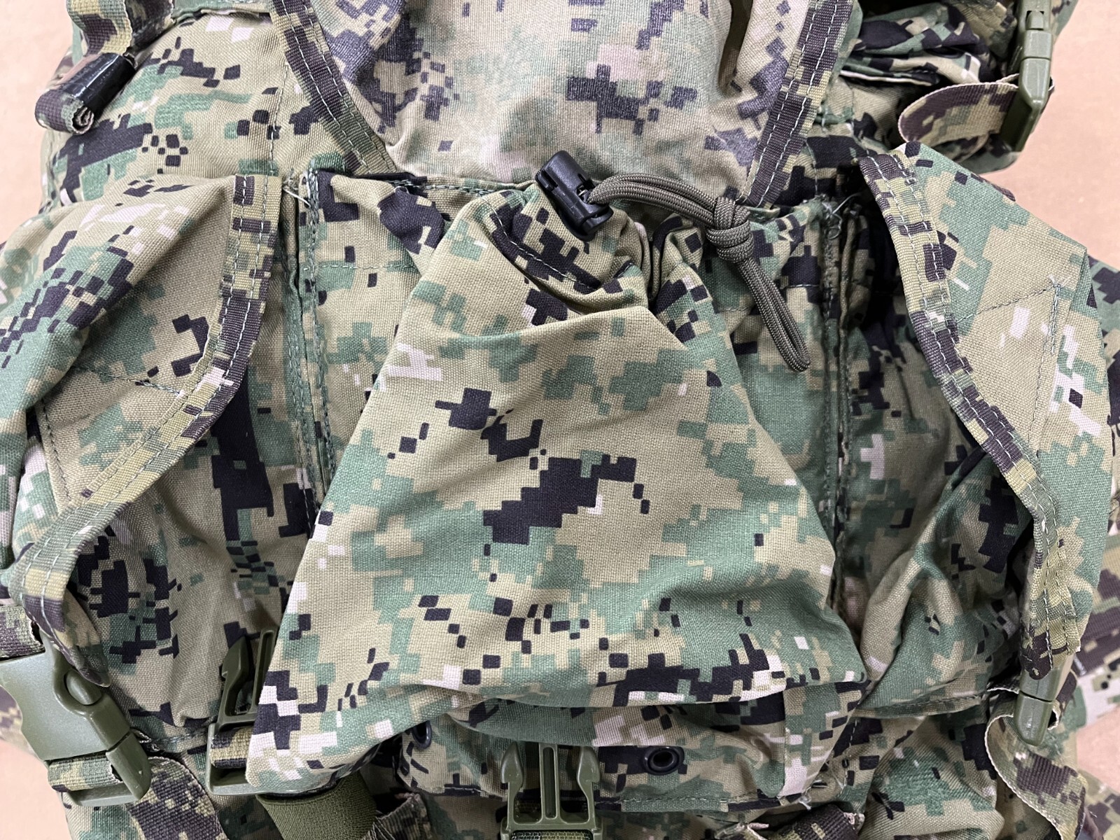 AOR2 London Bridge LBT-2657J KIT 8 Pocket Ruck ALICE Frame EARLY Navy ...