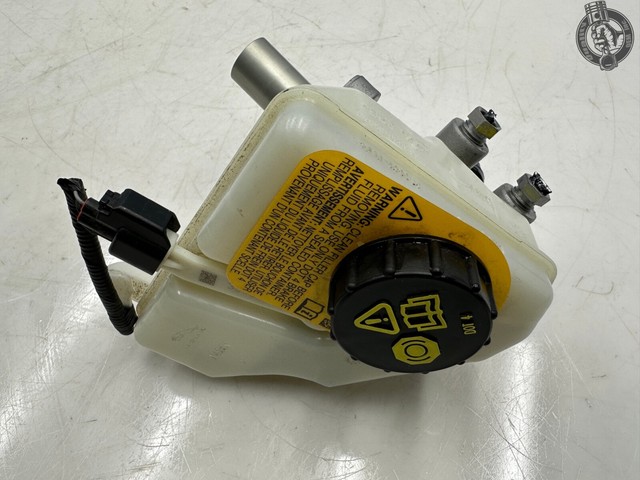 Genuine Jaguar XF Master Cylinder T2H7388 for sale online | eBay
