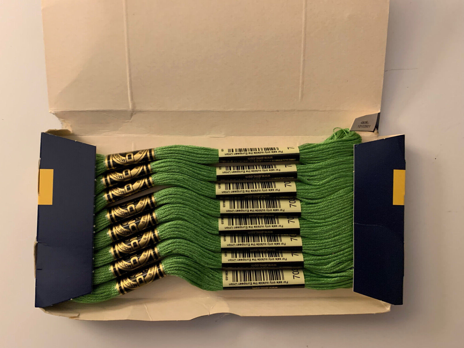 VINTAGE DMC Green cotton embroidery thread floss - 8 Skeins # 703 NEW ...