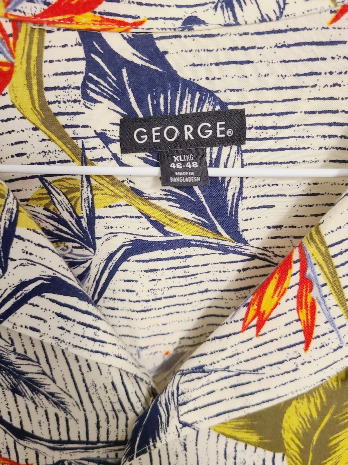 Men's George Bright Hawaiian Flowered Button-Up Short… - Gem