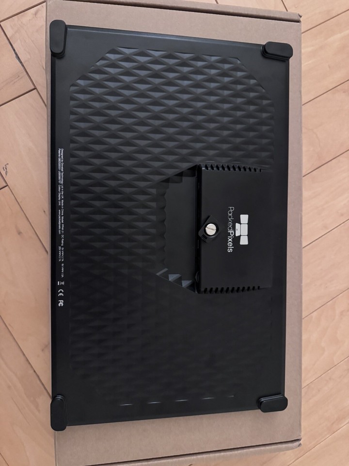 Rare Packed Pixels 4K 15.6 Portable Monitor With All Accessories | eBay