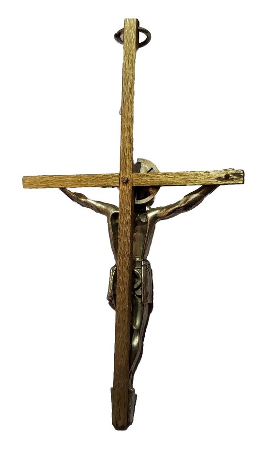 VTG INRI Crucifix Jesus On Cross Wall Religious Decor Easter ~5.5" x 3. ...