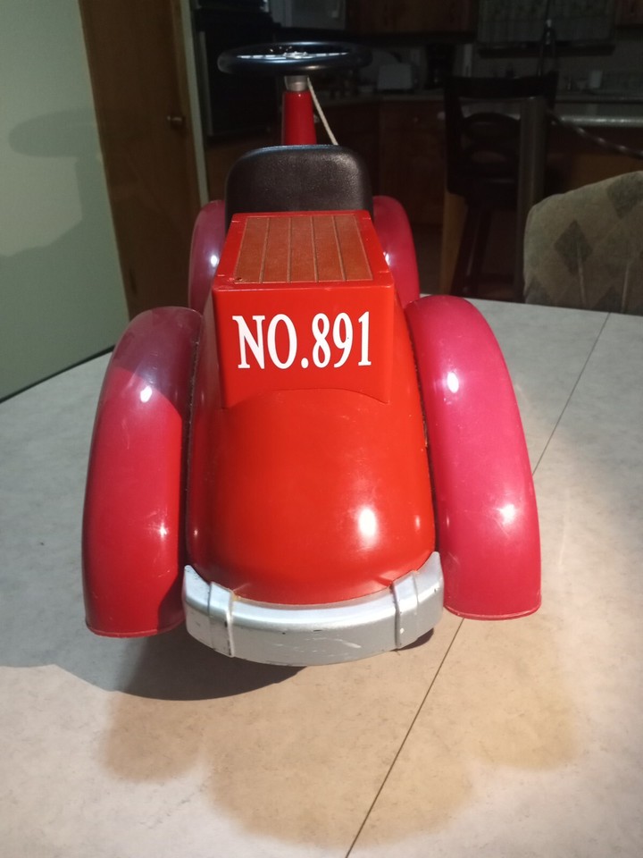 Vintage Hook & Ladder Fire Ladder Truck No.891 Chief Metal Ride On By ...