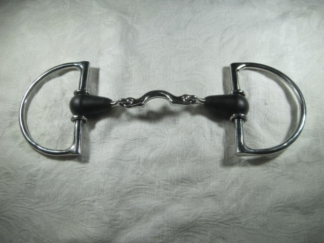 Horse Bit Dee Ring Rubber Segunda 5 3/4'' Low Port Broken Rubber ...