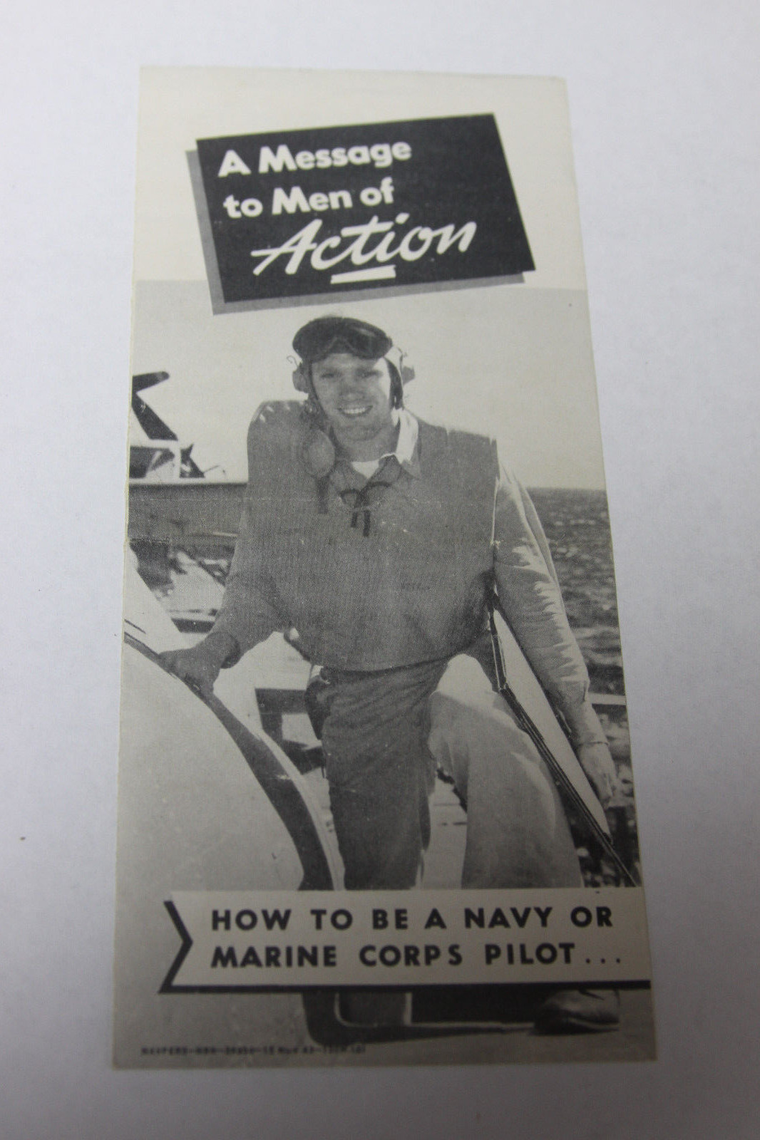 WWII US NAVY MARINE CORPS PILOT RECRUITMENT ENLISTMENT FLYER BROCHURE ...