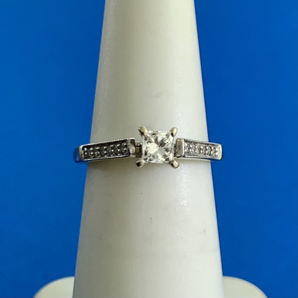 10K White Gold GSI Graded Princess Diamond Accented Engagement Ring | eBay