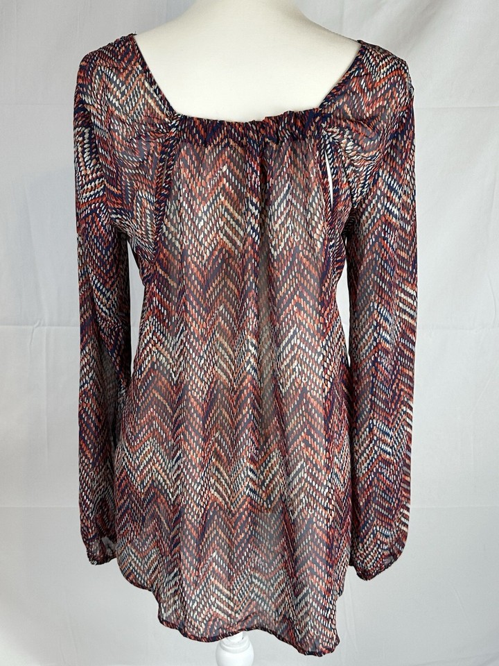 MAURICES Women's Red, Orange, Navy Zig Zag Double Key Hole Back Blouse ...