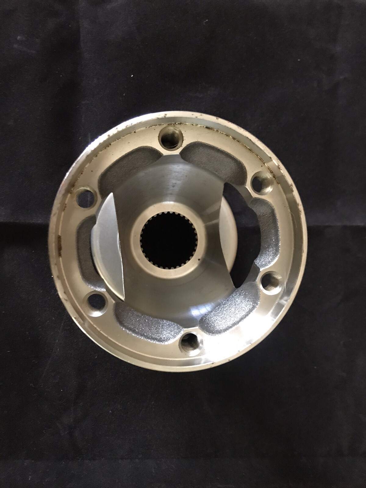 Holden vz 1 Toner Diff Pinion Yoke V8 Crewman LS1 Nos Genuine | eBay ...