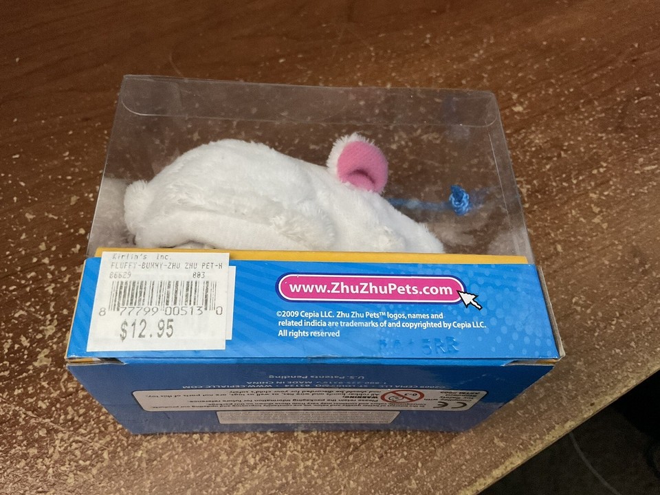 Hallmark Exclusive Zhu Zhu Pets Fluffy Bunny Hamster Brand New In Box ...