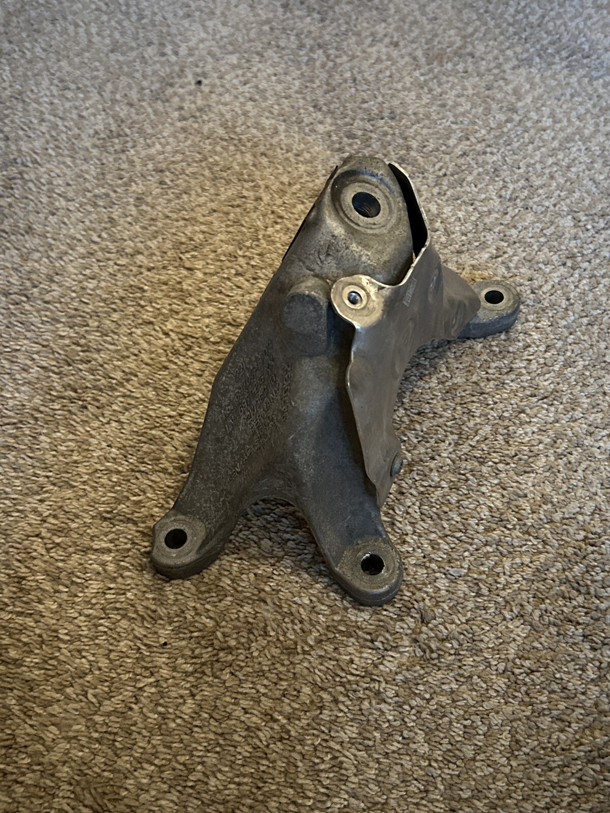 19-23 BMW X5 G05 Engine Motor Mount Right Passenger Upper 22116876216 ...