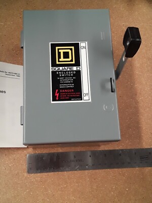 Fuse Blocks & Holders - Square D Fuse