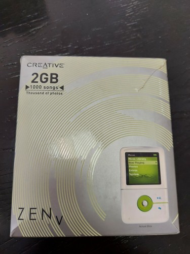 Creative ZEN V Plus White/Green ( 2 GB ) Digital Media Player for sale ...