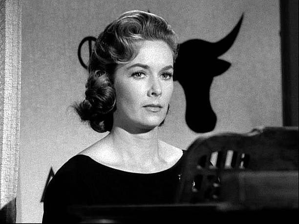 Vera Miles as Monica Welles in THE FUGITIVE Season 1 episode 1 Fea- Old ...