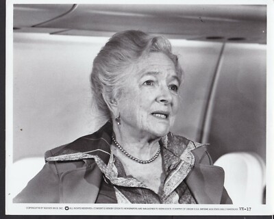 Helen Hayes face closeup in Airport 1970 vintage movie photo 30054 | eBay