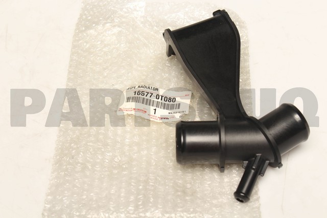 16577-0t080 Toyota Pipe Radiator 165770T080 Genuine OEM Part for sale ...
