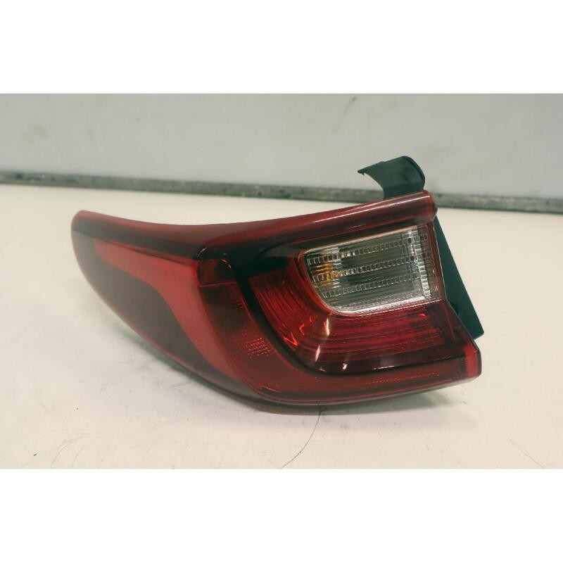 FEU ARRIÈRE GAUCHE KIA STONIC (17-21) (21) 1.2 16V (62KW) ECOGPL SUV ...