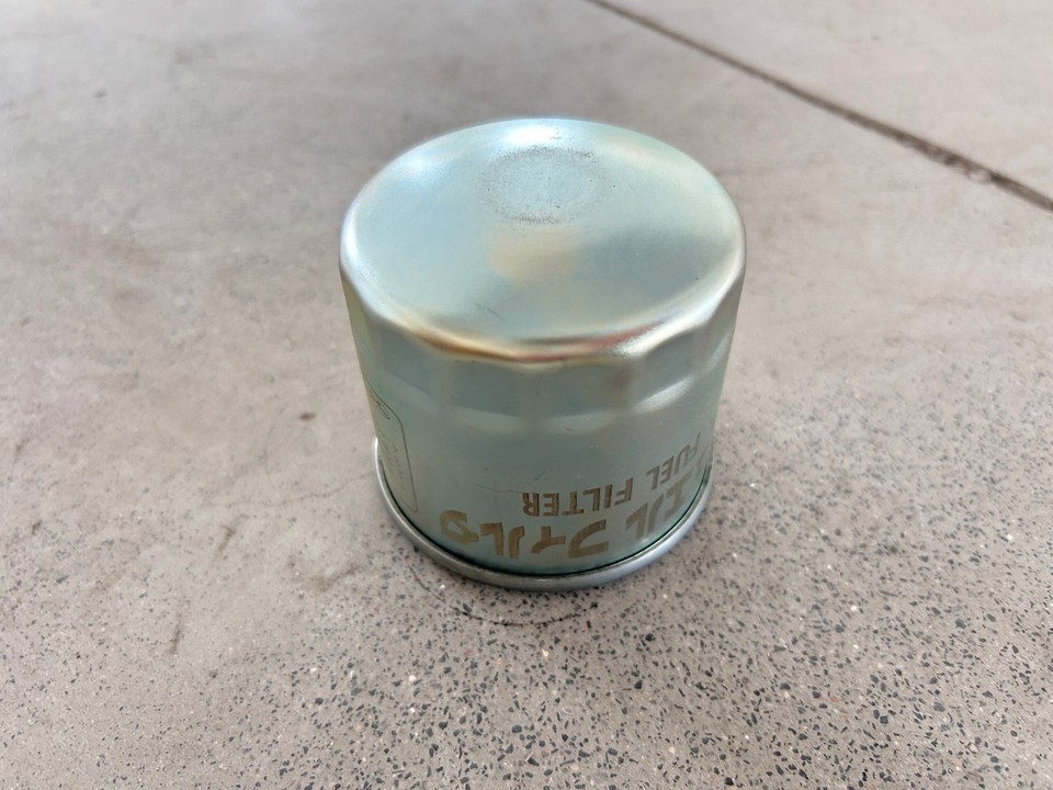 New Kubota Genuine OEM Fuel Filter 15221-43170 Engine Part Replacement ...