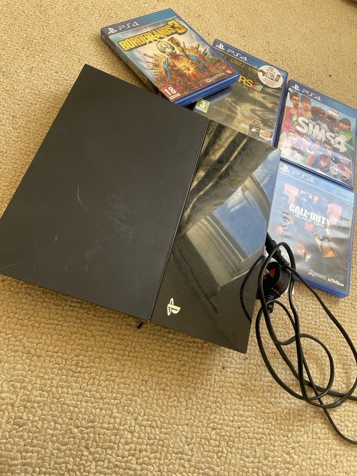PlayStation 4 Console Bundle – Working – Games Included | eBay UK
