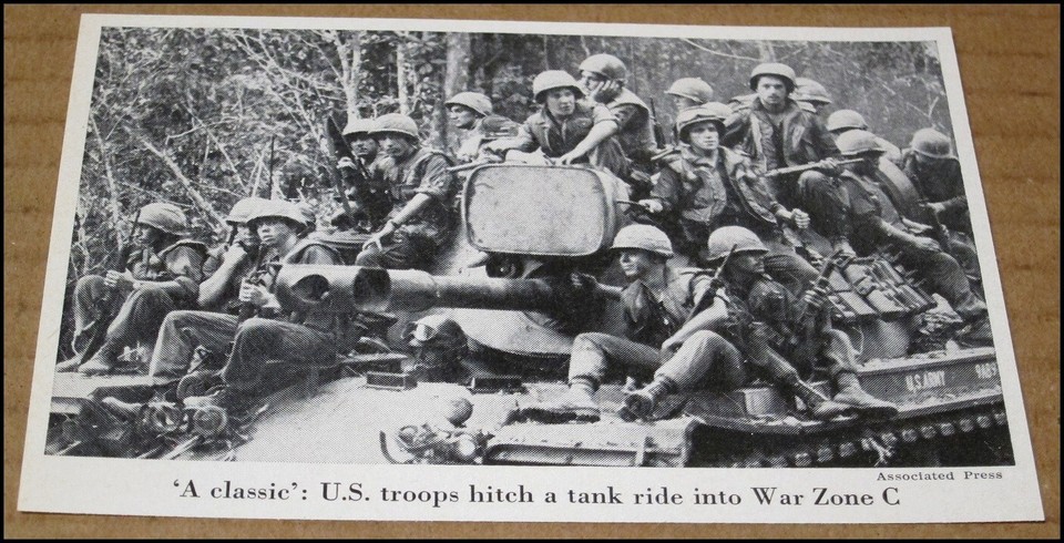 1967 Vietnam War U.S. Troops in War Zone C Newsweek Clipping Photo 5"x3 ...
