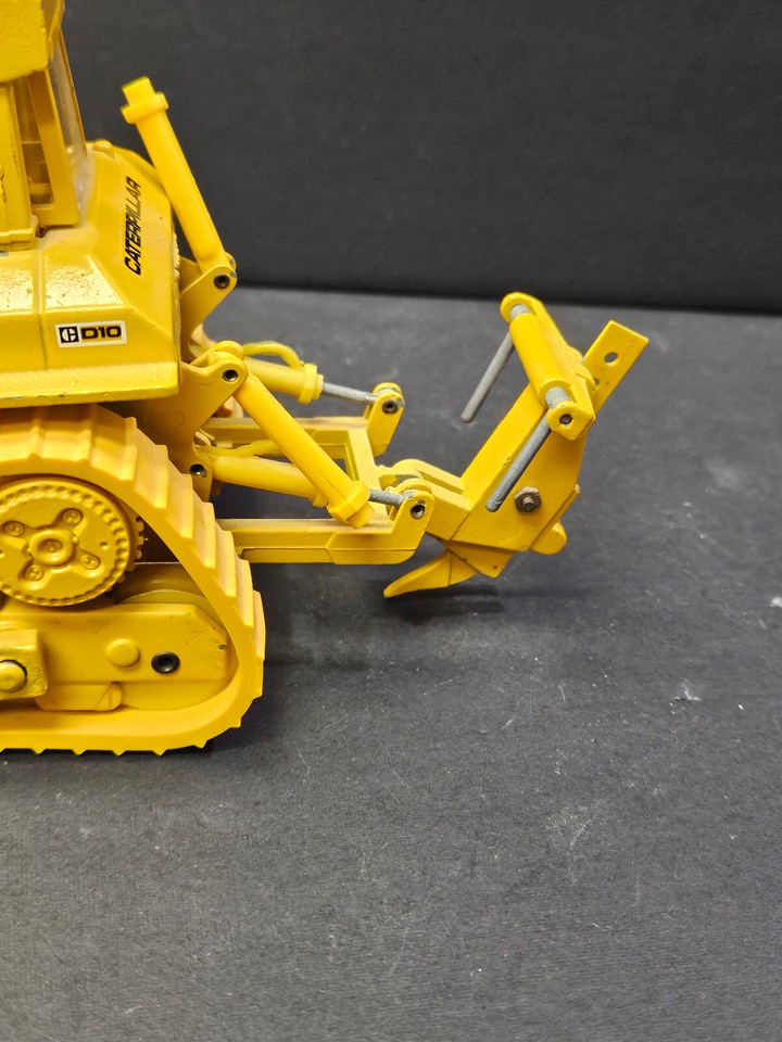 Conrad 285 Caterpillar D10 Bulldozer 1:50 Diecast West Germany | eBay