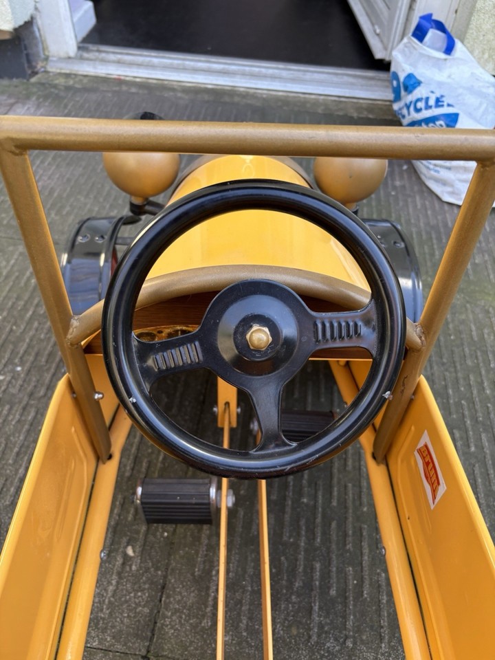 Vintage Brum Pedal Car BBC / Retro Tv Show Brum COLLECTION ONLY NO ...