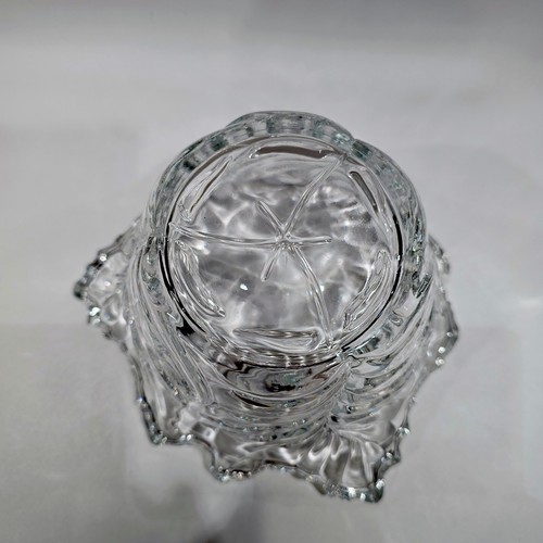 Vintage Teleflora 4.5" tall Lead Crystal Maple Leaf Bowl Vase With ...