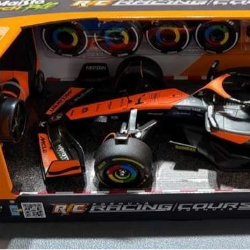 Maisto Formula 1 R/C 1:10 McLaren Lando Norris #4 Extra Wheel Set & Pit ...