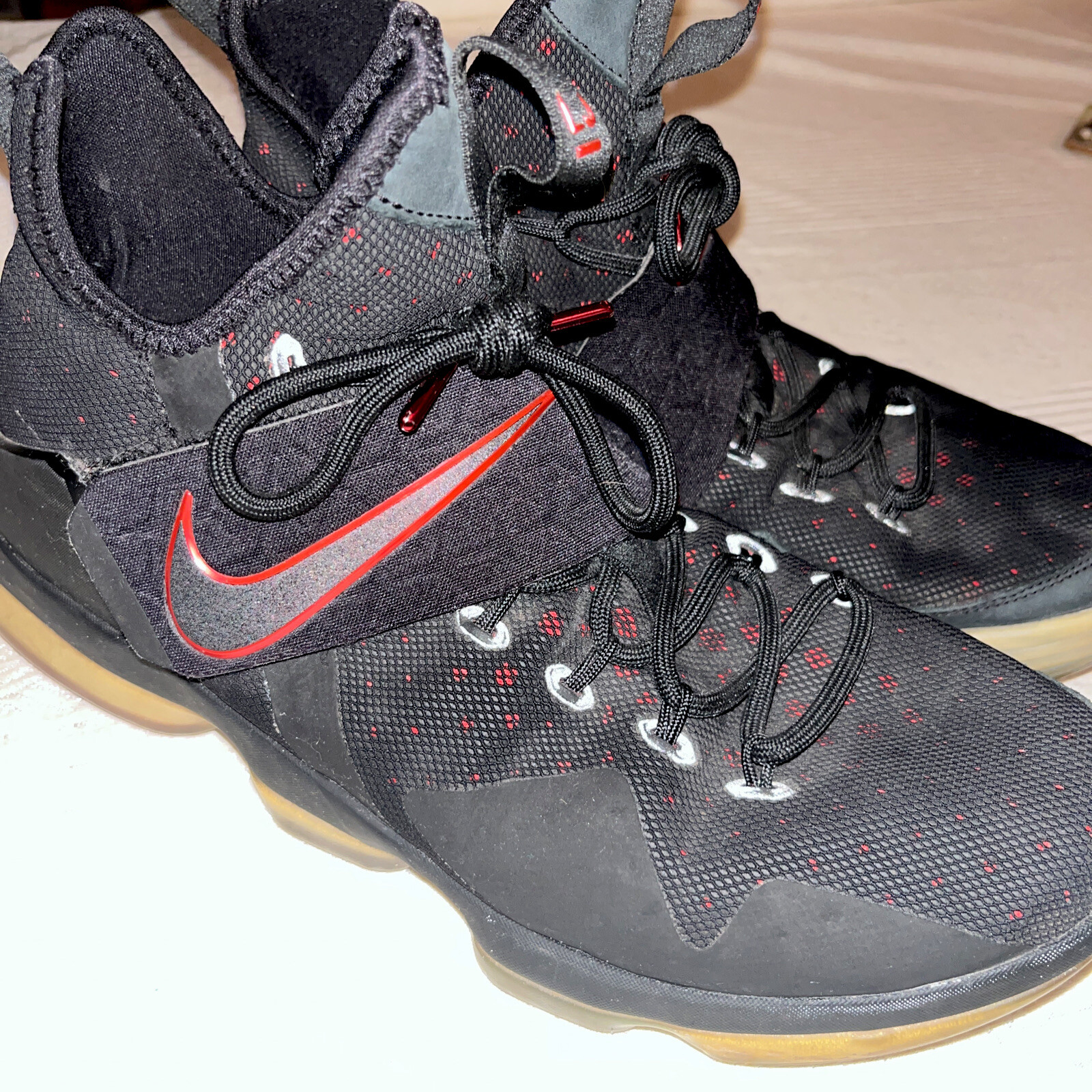 Nike Lebron James Black & Red High Top Basketball Sne… - Gem