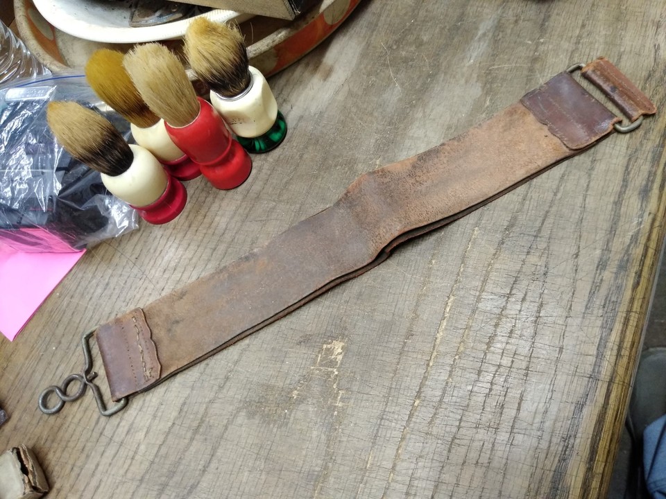 Vtg Antique Leather Barber Shop Straight Razor Sharpening Strop 16 ...