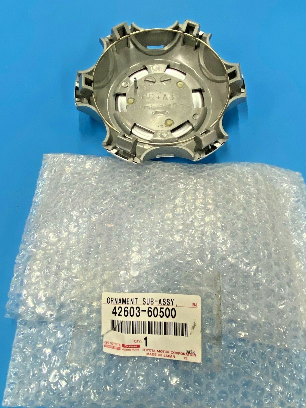 Genuine Toyota Wheel Hub Centre Cap 4260360500 for Prado 120 for sale ...
