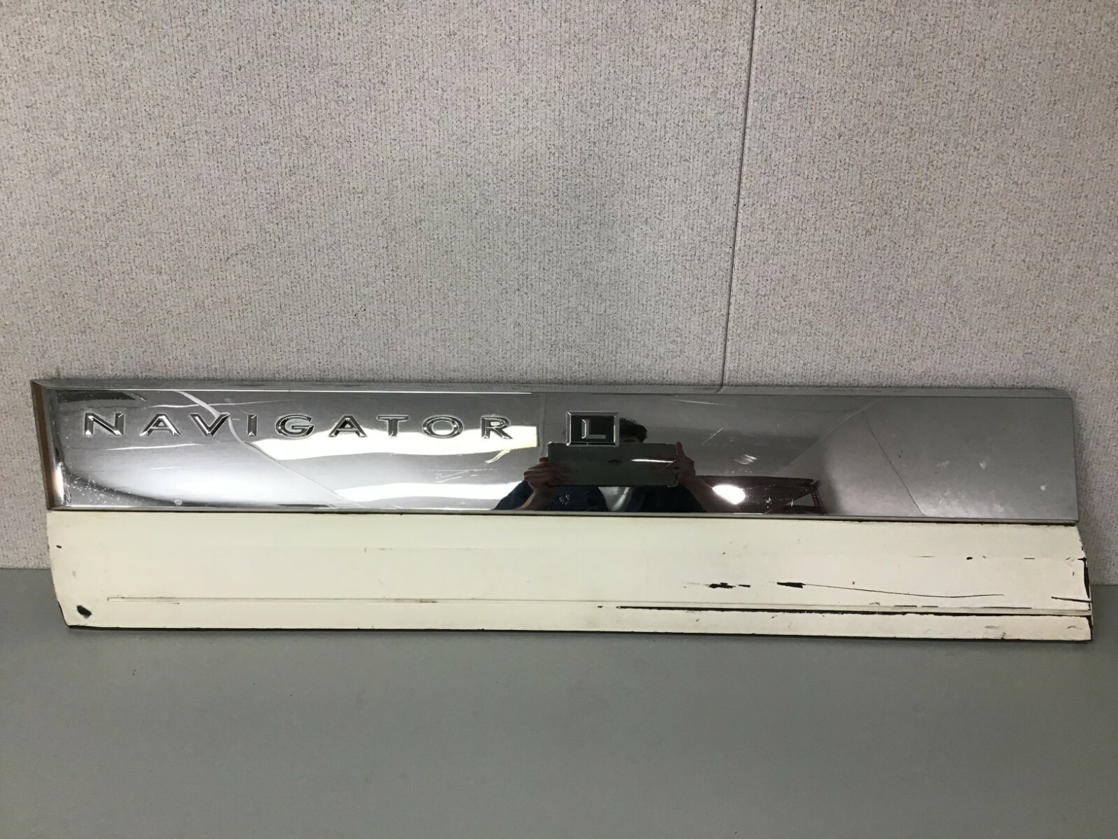 2007-2014 LINCOLN NAVIGATOR LEFT FRONT DOOR MOLDING | eBay