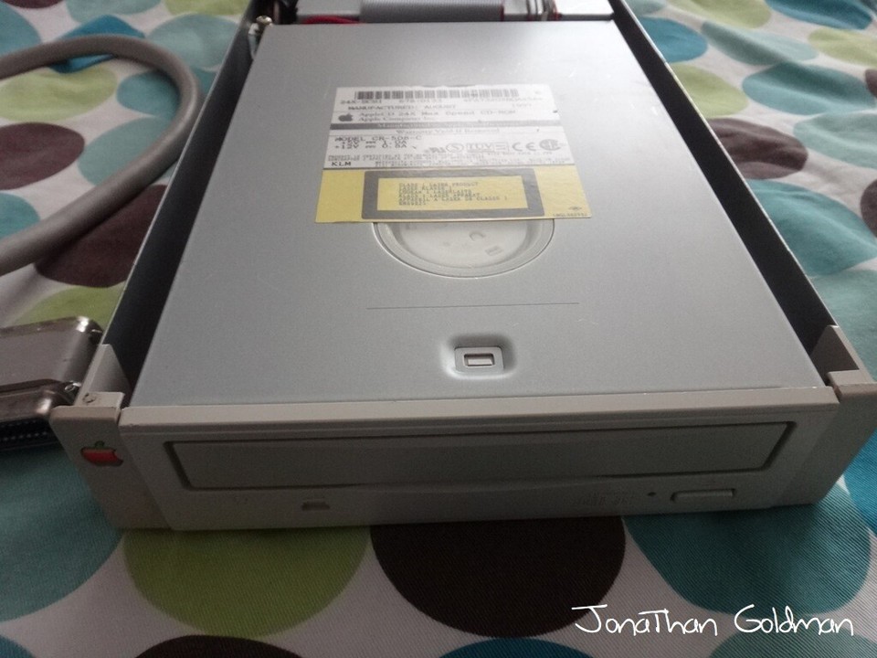 Apple External SCSI 8x CD-ROM Drive CD 300 Macintosh Mac M0322 M3023 ...