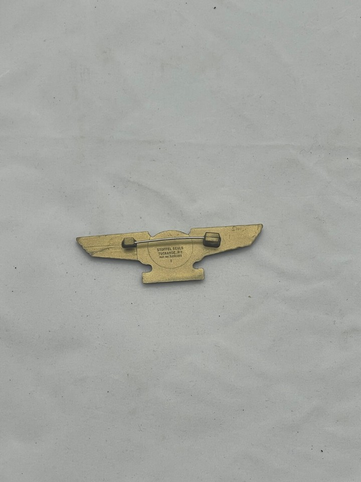 Vintage 80s Eastern Airlines Junior Kiddie Pilot Wings Plastic Stoffel ...